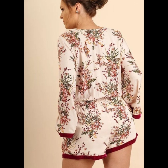 Umgee | Dresses | New Plus Umgee Rompers Xlxl | Poshmark